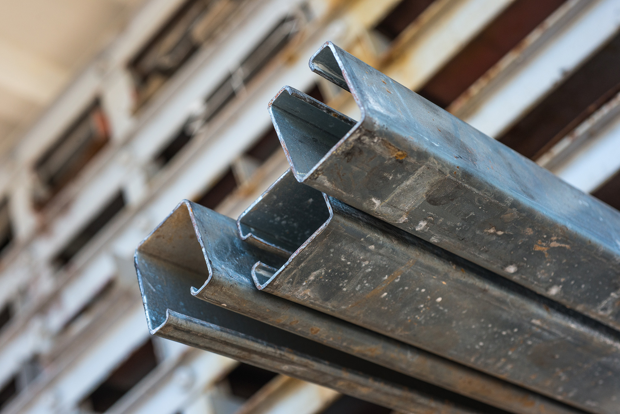 Rails tubulaires en acier galvanisé pour porte coulissante - Fers du ...